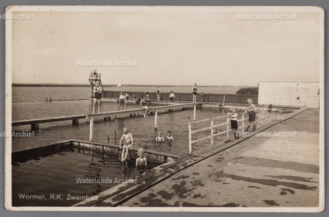 Een geheime bergplaats onder zwembad Het Zwet - Zaans Museum
